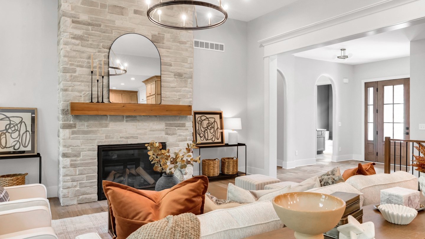 Home - Diyanni Custom Homes